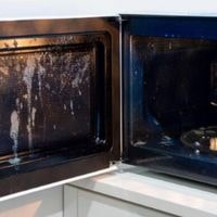 What Are The Signs That A Microwave Is Going Bad (Guide)